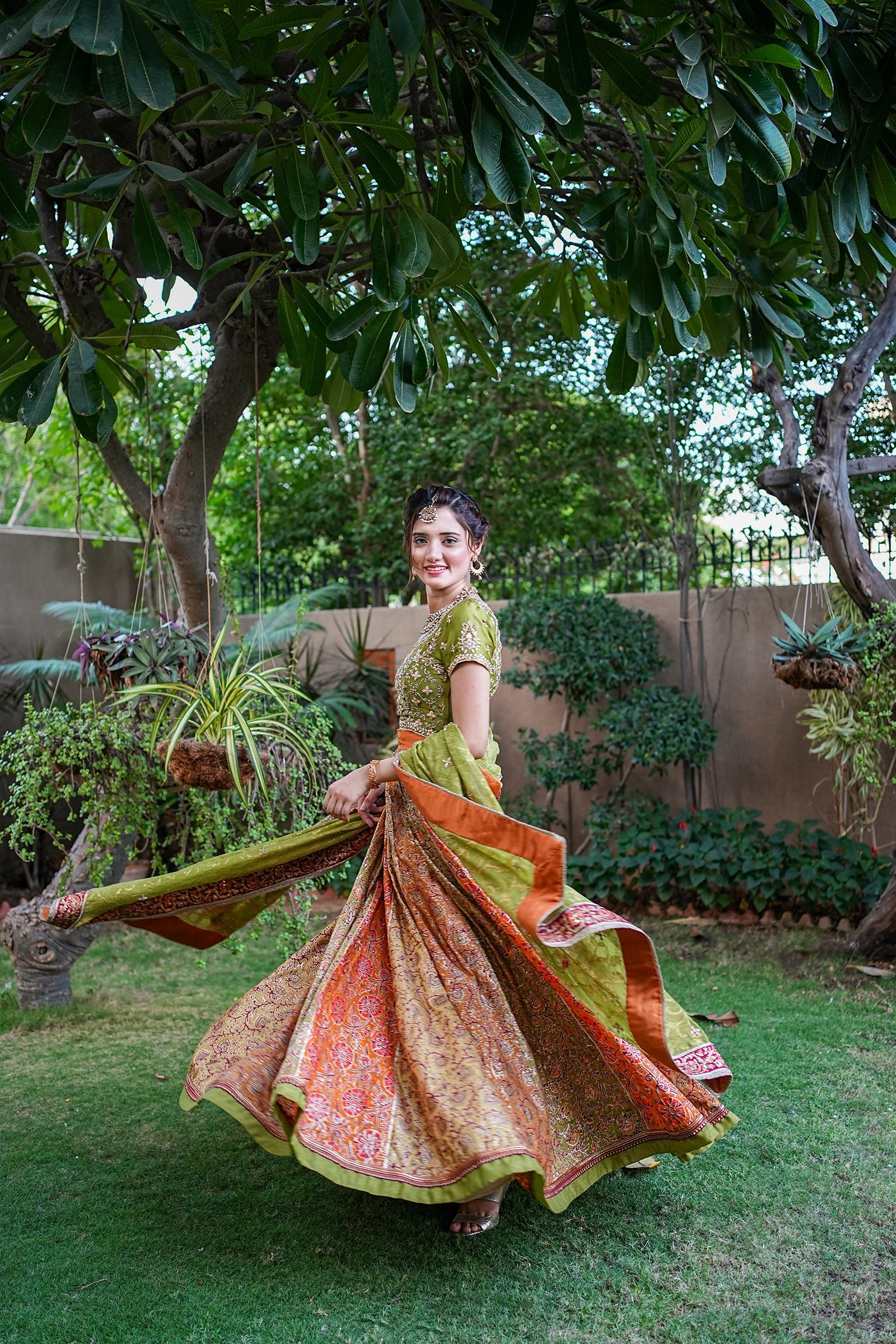 Mayun & Mehndi Dresses | Luxury Bridal Wear Pakistan – Jhalak
